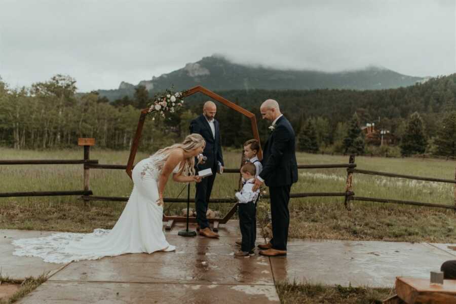 ‘it Was Important They Knew I Was Honored To Officially Be Their Stepmom Woman Shares Vows