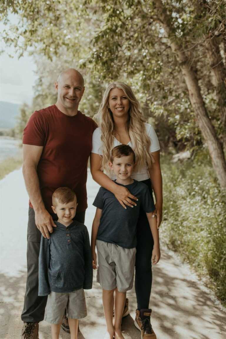 ‘it Was Important They Knew I Was Honored To Officially Be Their Stepmom Woman Shares Vows